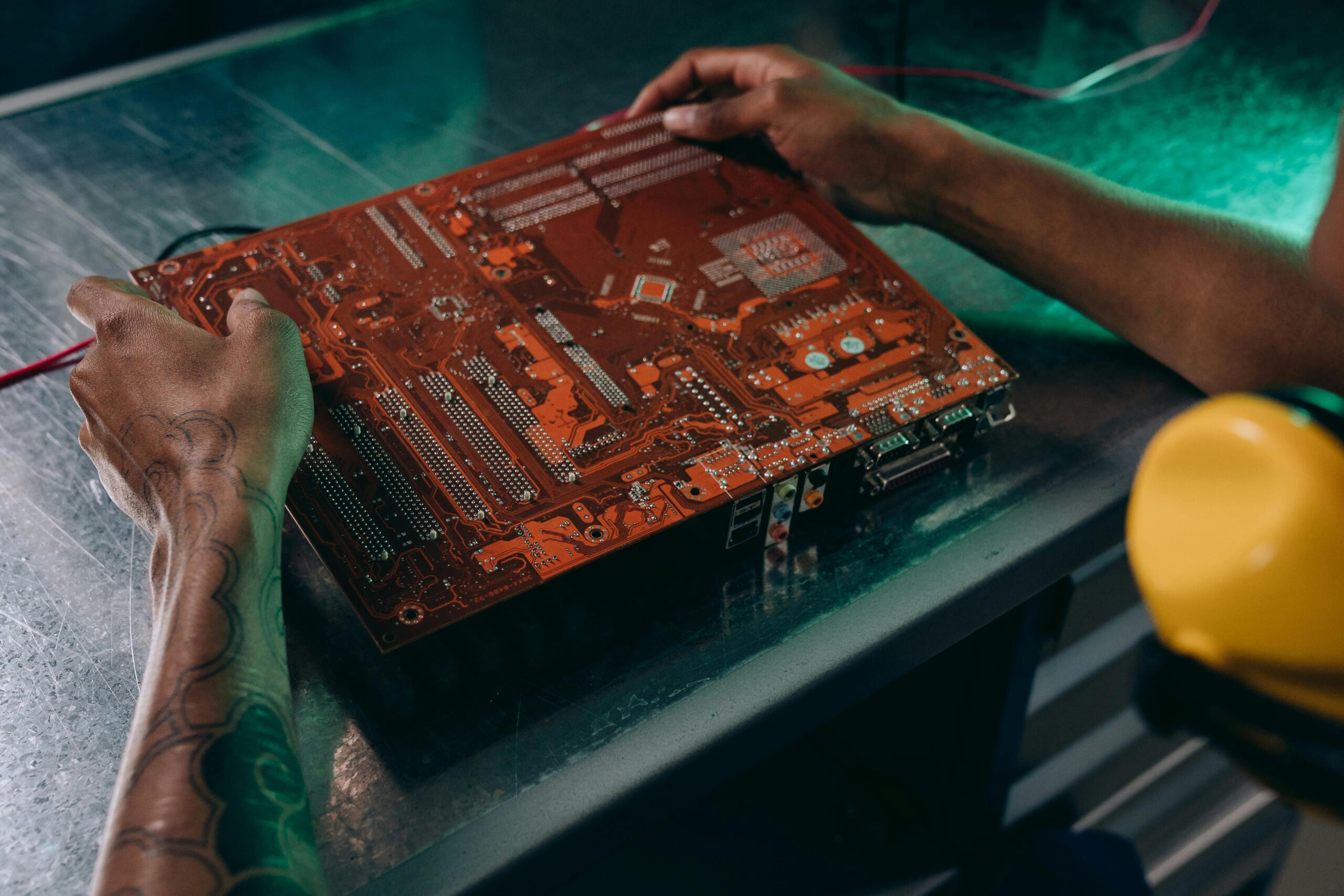 Commissioning and Validation in Semiconductor Fabs: Best Practices